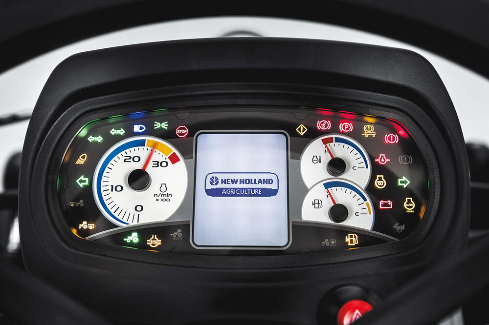 Traktor střední třídy T5. Power Shuttle - New Holland | AGROTEC a.s.